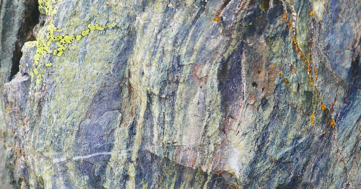 Schiste vert et Schiste bleu du Queyras - Géodiversité.NET