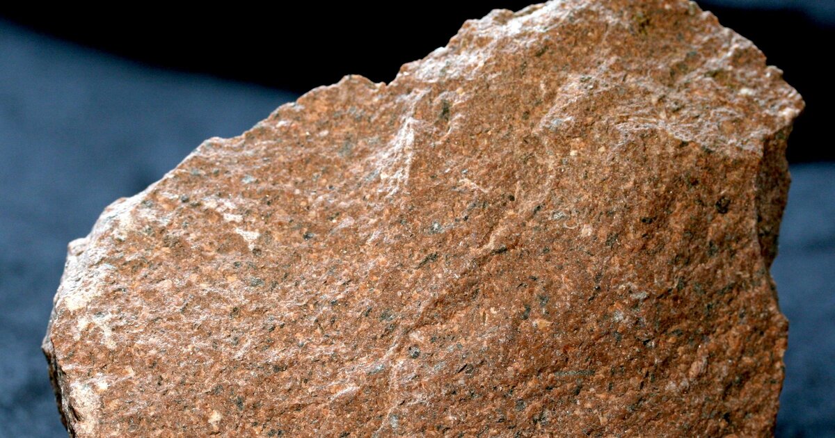 Echantillon de microsyénite de l'île d'Ouessant - Géodiversité.NET