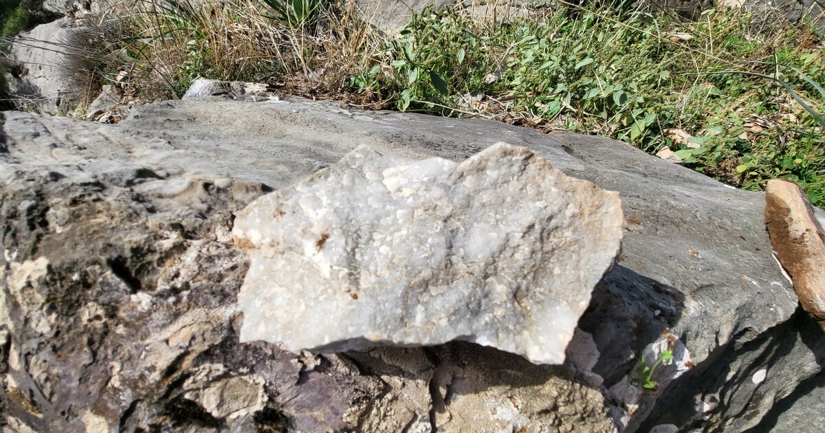 Calcaire & Cipolin - Géodiversité.NET