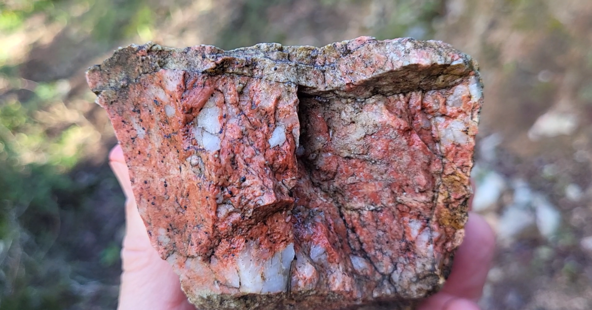 Episyénites à Albites - Géodiversité.NET