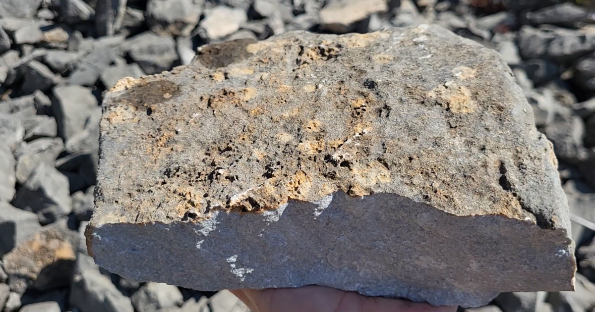 Marbre Cipolin & Calcite Miel - Géodiversité.NET