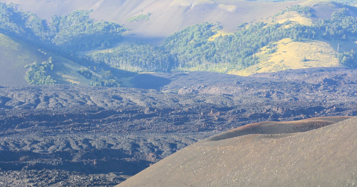 Cône strombolien sur les flancs du Lonquimay - Géodiversité.NET